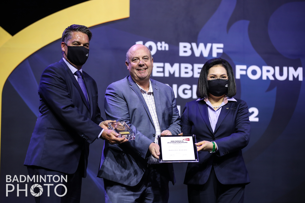 Australia receive prestigious BWF award - Badminton Oceania